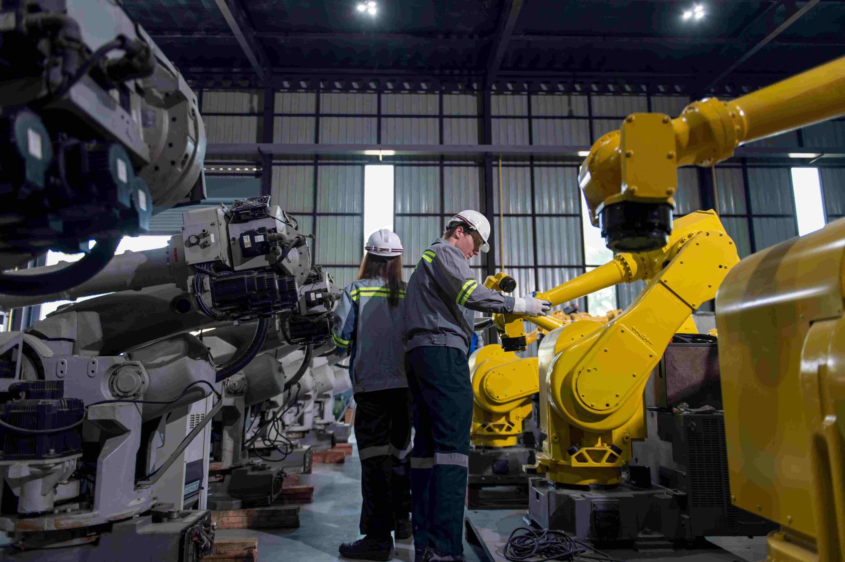 Humanoid robots are among us - Automation Magazine